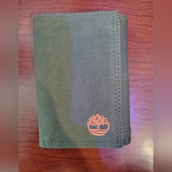 Timberland | Accessories | Timberland Polyester Extra Capacity Trifold ...